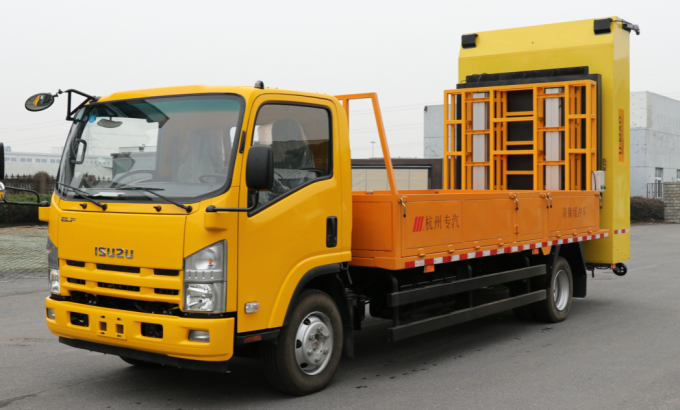 Security Construction Truck Mounted Impact Attenuator 8050×2450×3900mm